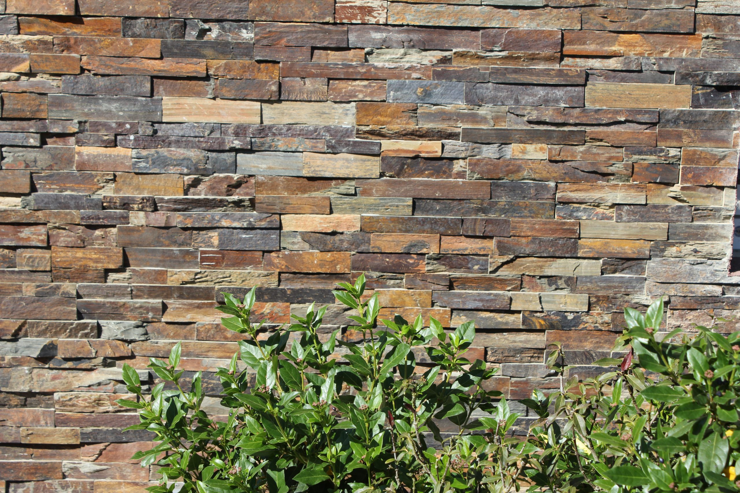 Mur Moellon - Quartzite Rouge - Heinrich Pierres Naturelles